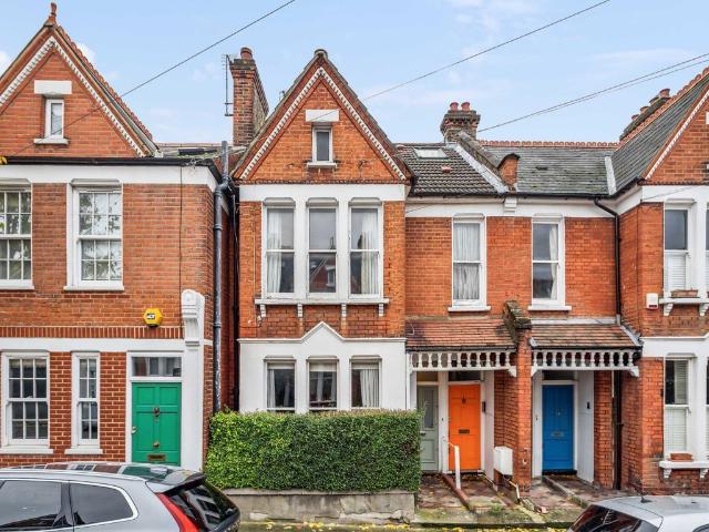 Beira Street, Clapham South SW12, 2 bed flat to rent, £2,700 pcm | PrimeLocation