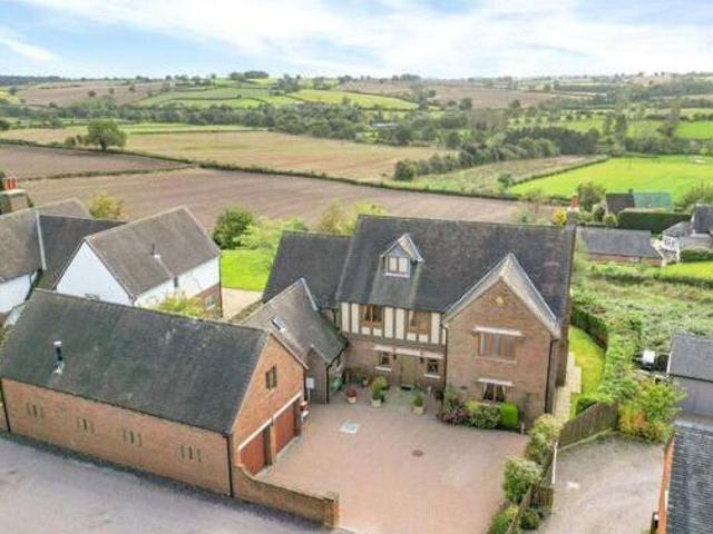 Beltoli, Mugginton, 6 Bedroom Detached