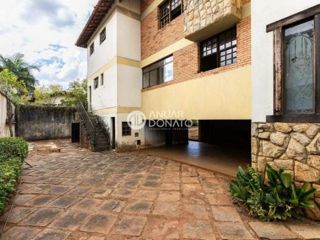 Belvedere Casa Residencial 6 quartos à venda na Anuar Donato