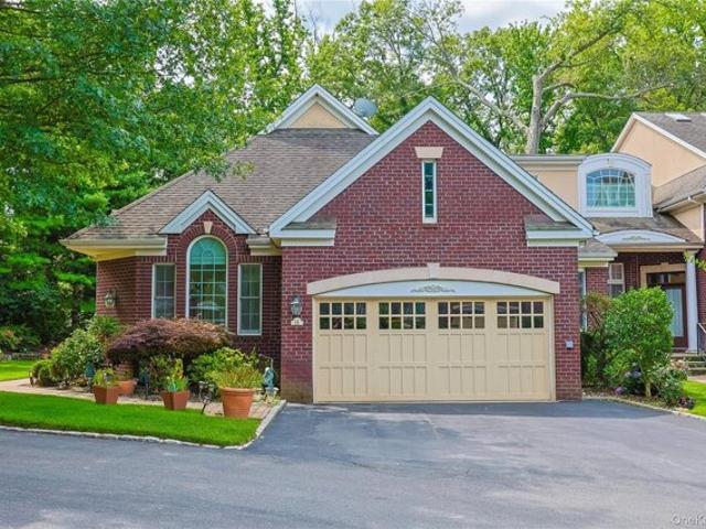 Belvedere Ct, North Hills, Home For Sale
