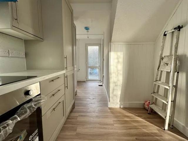 Belvedere Avenue, Carmarthen, SA31