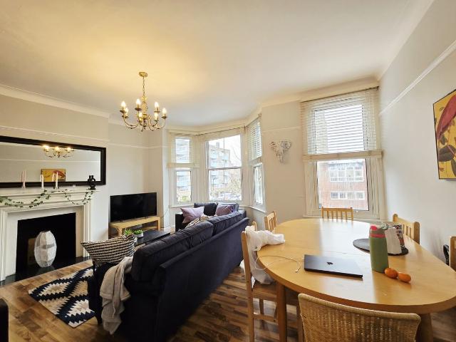 Belvedere Buildings, Borough SE1, 2 bed flat to rent, £2,500 pcm | PrimeLocation