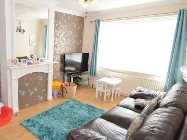 Belvedere Working Men's Club, 66 Gilbert Road, London, DA17 5DA, United Kingdom | 3 bed duplex for rent #135188343 | Rentberry