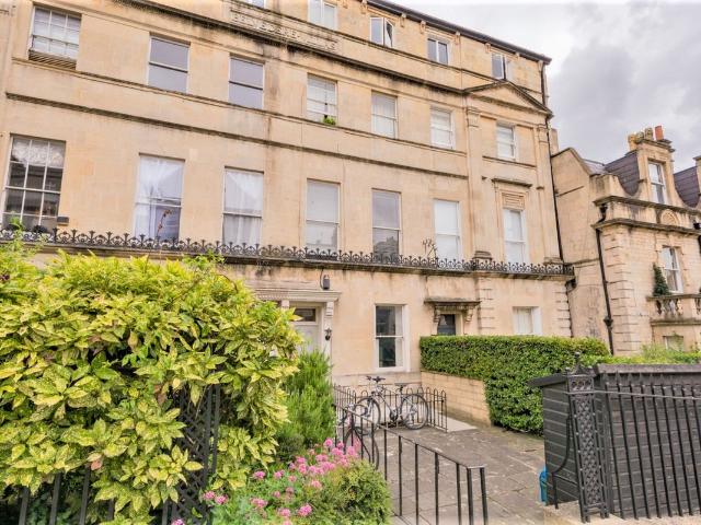 Belvedere Villas, Bath BA1, Studio to rent, £795 pcm | PrimeLocation
