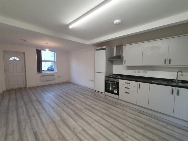 Belvoir Road, 68 Belvoir Road, Le67