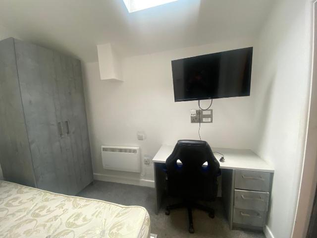 Belvoir Street, Leicester LE1, Room to rent, £700 pcm | PrimeLocation