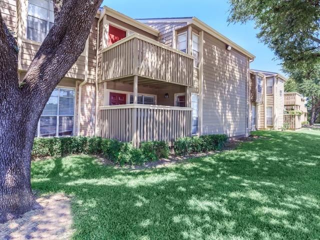 Bel Air on 16th 3 Bedroom Apartment for Rent at 651 W 16th St, Plano, TX 75075