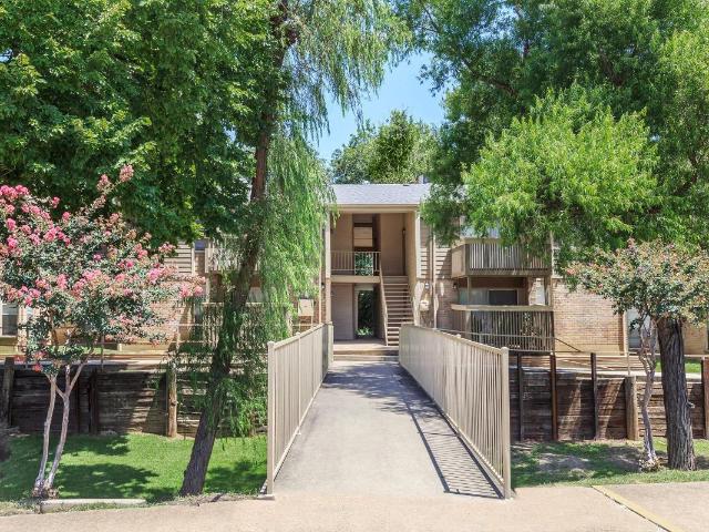 Bel Air on 16th 1 Bedroom Apartment for Rent at 651 W 16th St, Plano, TX 75075