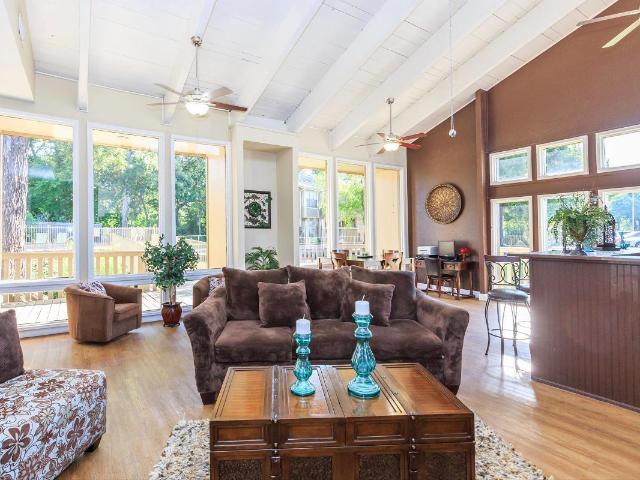 Bel Air on 16th 1 Bedroom Apartment for Rent at 651 W 16th St, Plano, TX 75075