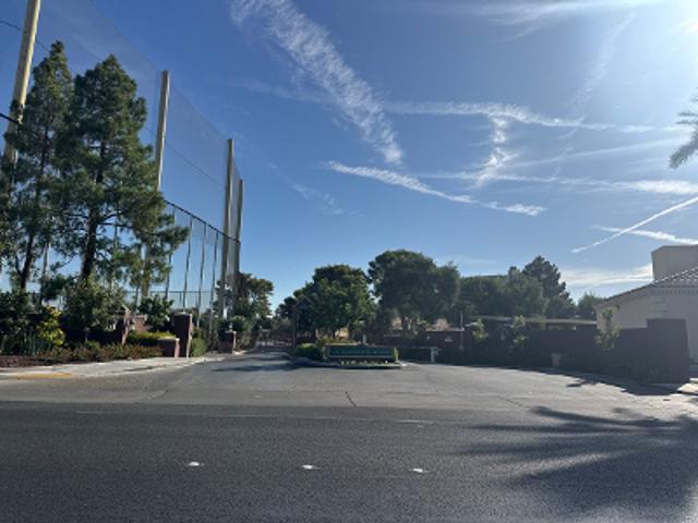 Bel Air Dr