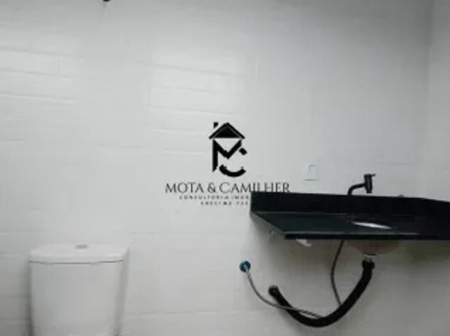 Belíssima casa térrea disponível para venda ou locação condomínio fechado