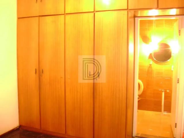 Belíssima casa térrea no peri, terreno com 237 m²