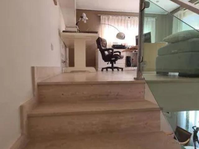 Belíssima casa com 500,00 m², 04 suítes!