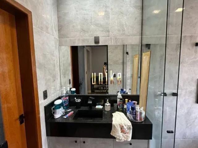 Belíssima casa no Condomínio Bosque dos Manacás! Estuda permuta por imóvel até R$ 700.000,00!
