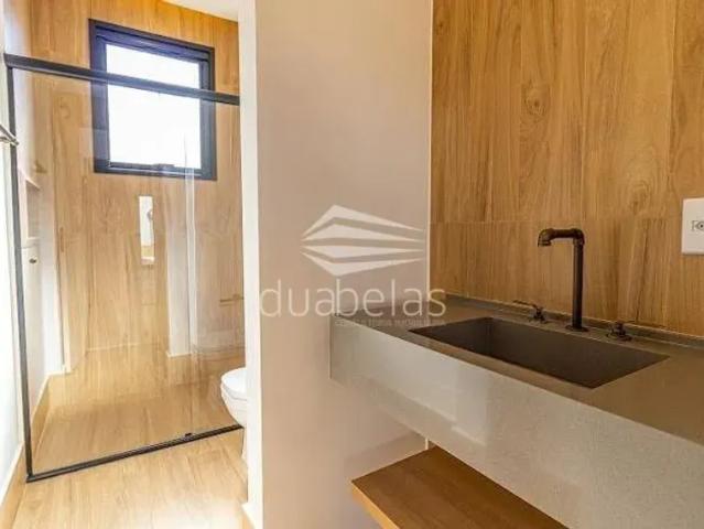 Belíssima Casa para Venda ou Locação no Condomínio Monte Carlo – Urbanova – São José dos Campos