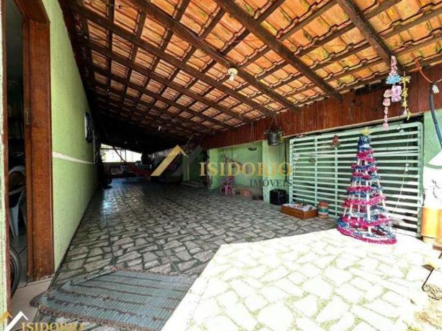 BELA CASA! 360m² DE ÁREA TOTAL, ACEITA PERMUTA, BEM LOCALIZADO