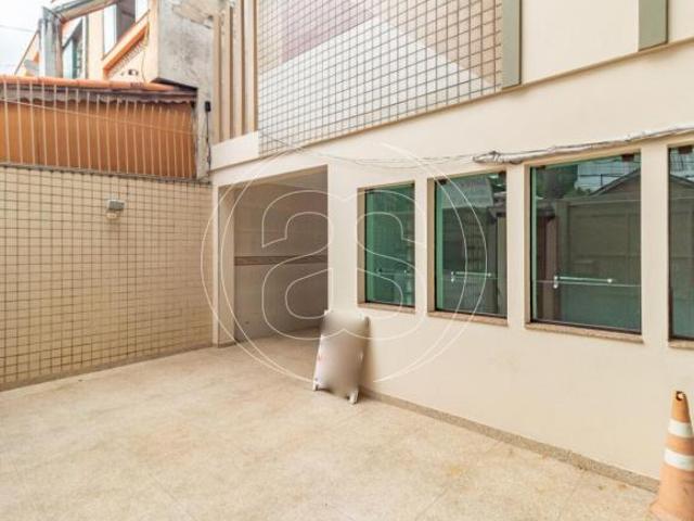 Bela casa comercial à venda em Moema Índios, com 6,40X20m² e Z.: ZER 1!