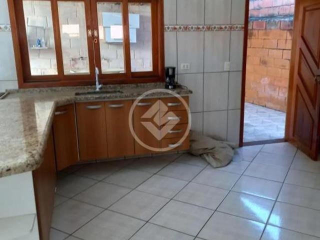 BELA CASA A VENDA