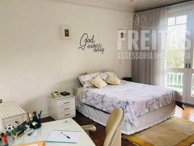 BELA CASA A VENDA EM ALPHAVILLE RESIDENCIAL TAMBORÉ 01