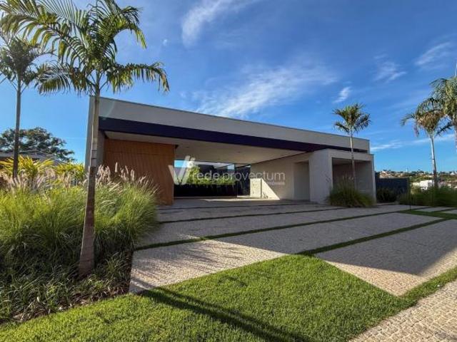 Bela casa à venda. Lot. Res. Pedra Alta. Sousas Campinas. Const.: 665m²  Ter.: 1