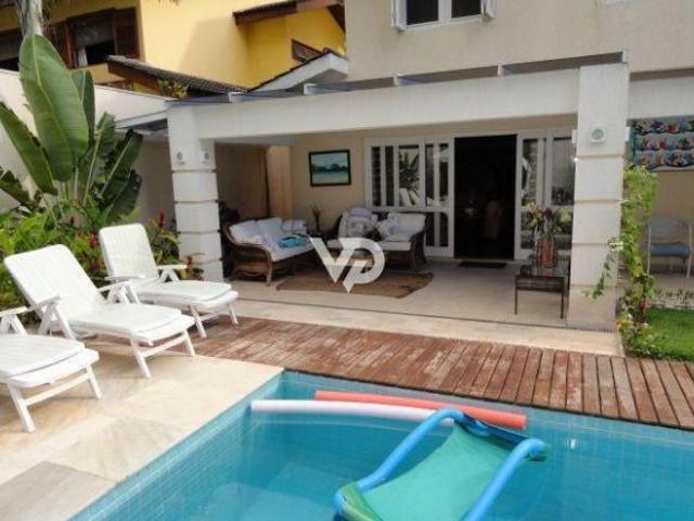Bela casa à venda ou locação em Alphaville Alpha 9