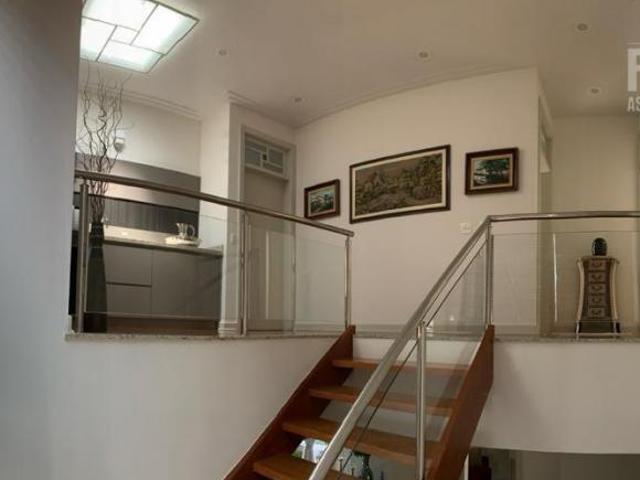 BELA CASA DE ESQUINA A VENDA EM ALPHAVILLE RESIDENCIAL VILA SOLAIA