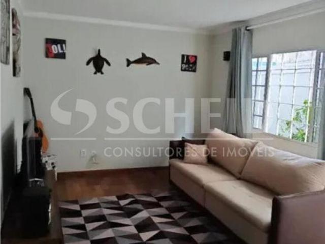 BELA CASA EM ÓTIMO LOCAL DA VILA SÔNIA