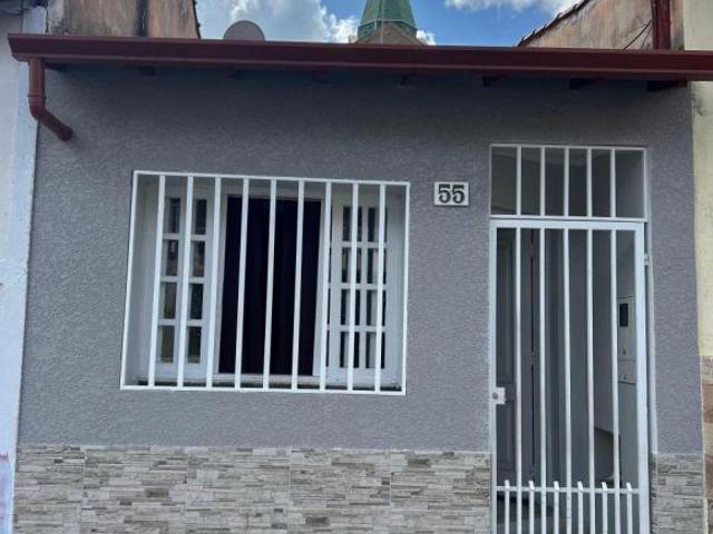 Bela casa no centro de Bragança Paulista
