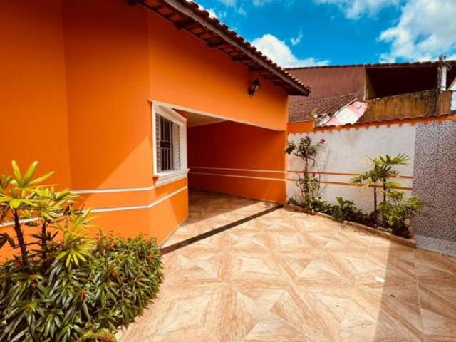 bela casa seminova para financiamento em Itanhaém próximo do mar
