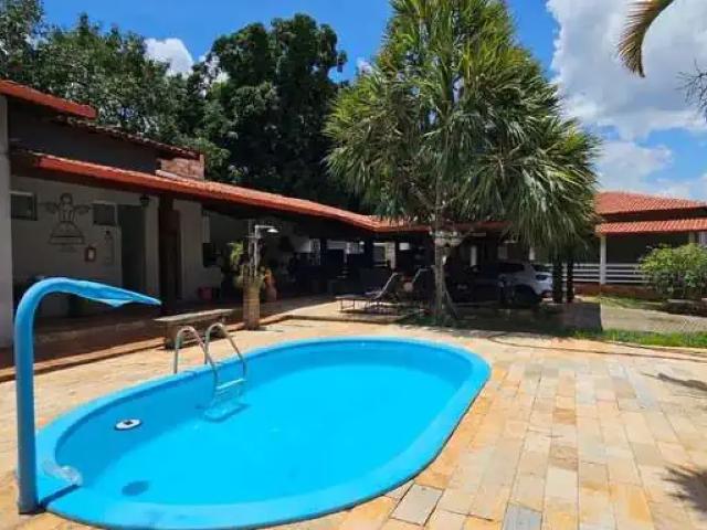 Bela casa para locação, localizada em bairro tradicional de Lagoa Santa