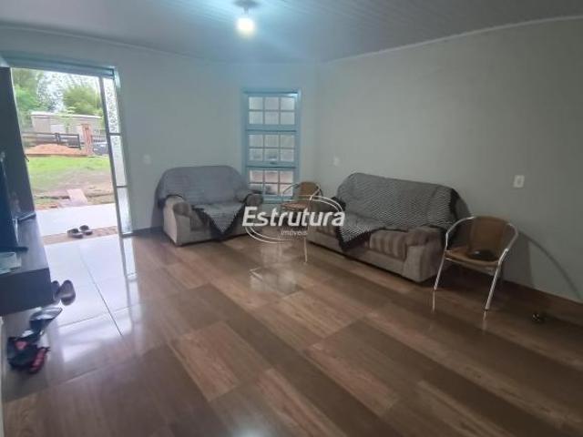 Bela casa pertinho do Recanto do Maestro, com 3 dormitórios sendo uma suíte, um