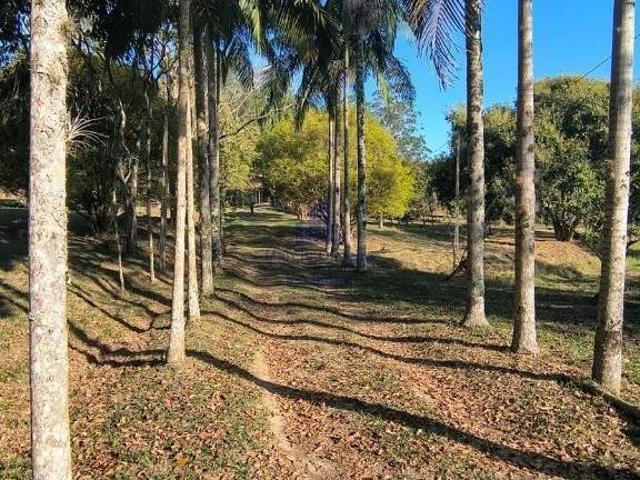 BELA CHÁCARA EM CAÇAPAVA PERMUTA COM IMÓVEL EM TAUBATÉ