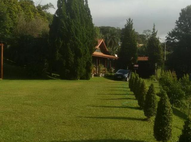 Bela Chácara no Alto da Serra