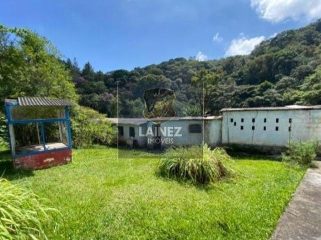 Bela Chácara para Investimento ou lazer da familia.