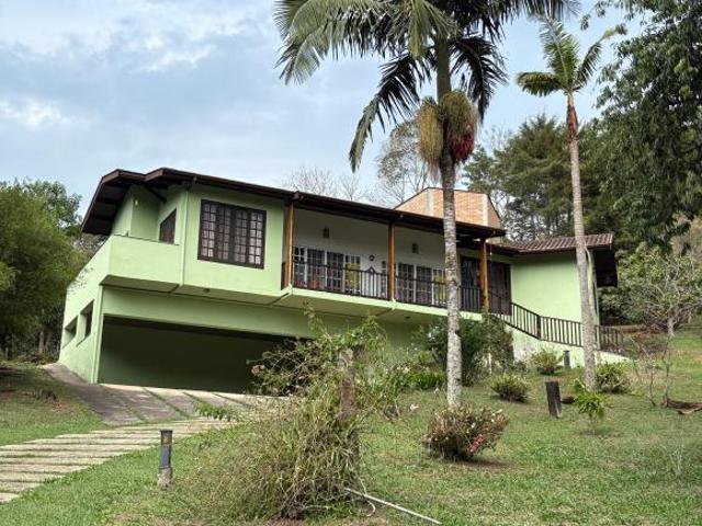 Bela e exclusiva propriedade na SP50