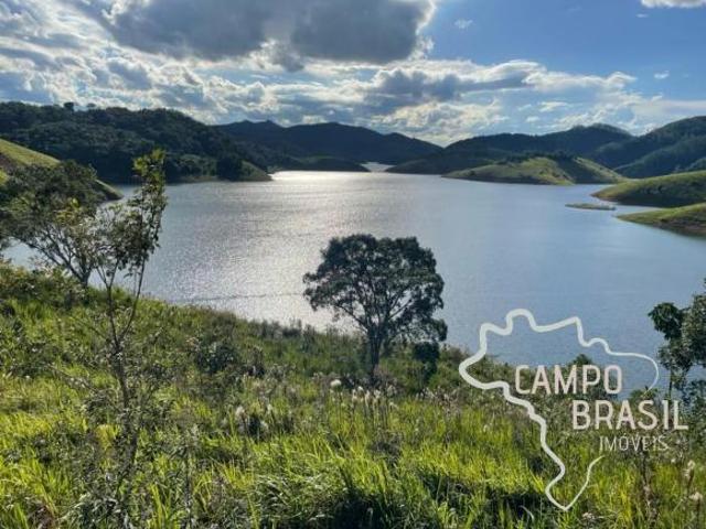 BELA FAZENDA 140 ALQUEIRES, COM 5 KM DE REPRESA E ESTRUTURA PARA GADO!