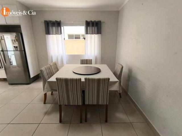 BELA SOBRADO COM 3 SUITES JARDIM MARISTELA