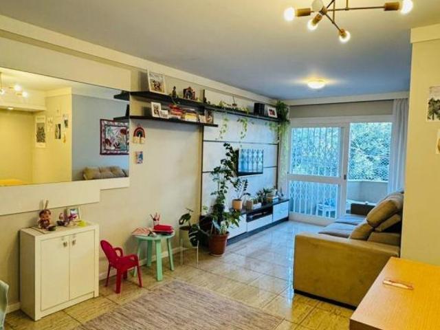 Bela Vista: Apartamento com 2 Dormitórios e 2 Vagas em Localização Privilegiada