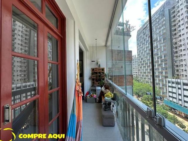 Bela Vista | 2 Quartos | 65m² útil | 1 vaga | Reformado | Sacada | SP