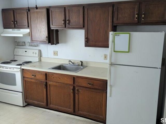 Belair Dr Unit,new Milford, Condo For Sale