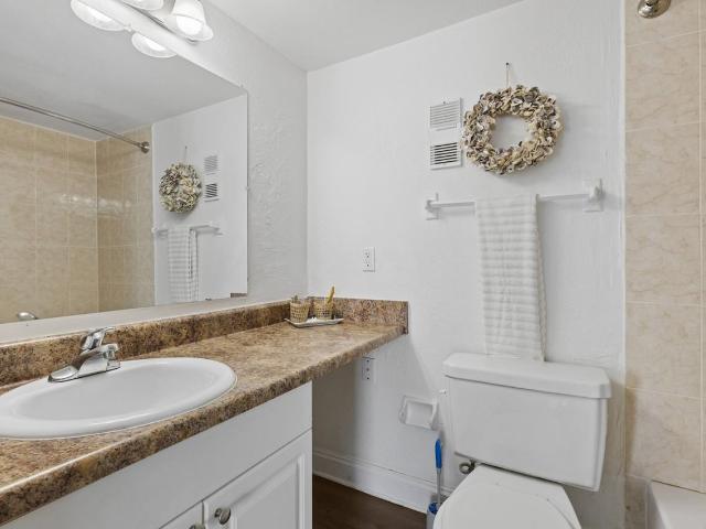 Belara Lakes 2 Bedroom Apartment for Rent at 8402 N Waterford Ave, Tampa, FL 33604 Lowry Park North