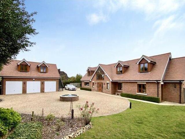 Belbins, Romsey, 4 Bedroom Detached