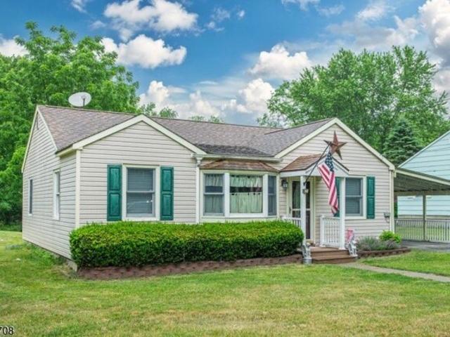 Belcher Ln, Wantage Township, Home For Sale