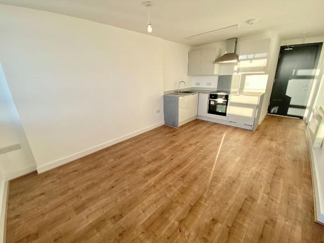 Belem Close, Liverpool L17, Studio to rent, £675 pcm | PrimeLocation
