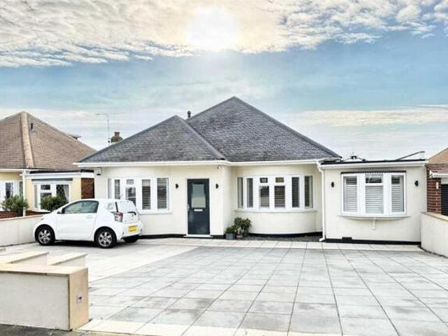 Belfairs Estate, Leigh On Sea, 3 Bedroom Bungalow