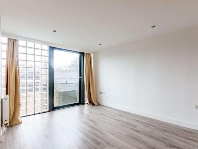 Belford Road, Edinburgh EH4, 2 bed flat to rent, £1,450 pcm | PrimeLocation