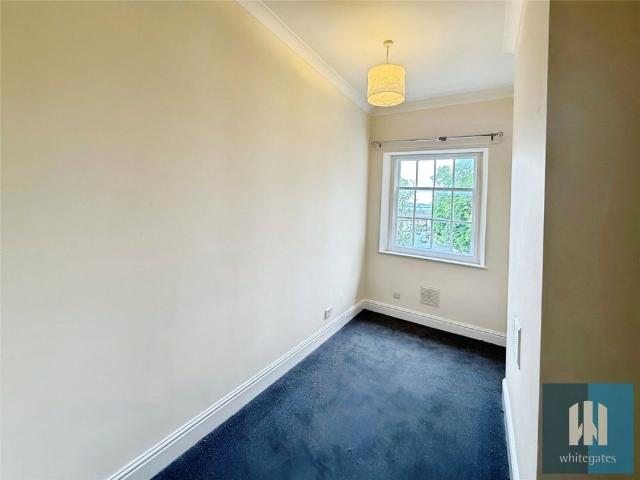 Belgrave Terrace, Off New North Road, Huddersfield, HD1