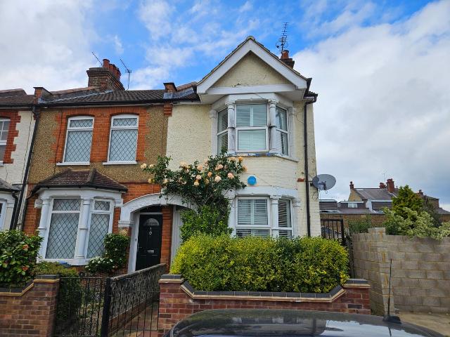 Belgrave Avenue, Watford WD18, 3 bed end terrace house to rent, £1,875 pcm | PrimeLocation