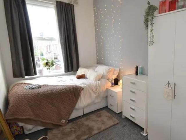 Belgrave Avenue, Victoria Park, Manchester, M14 5DL, United Kingdom | 3 bed house for rent #165884477 | Rentberry