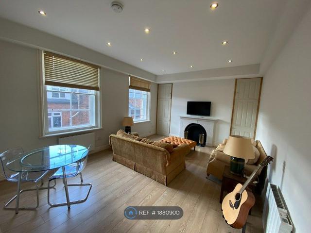 Belgrave Court, Leeds LS1, 1 bed flat to rent, £1,300 pcm | PrimeLocation